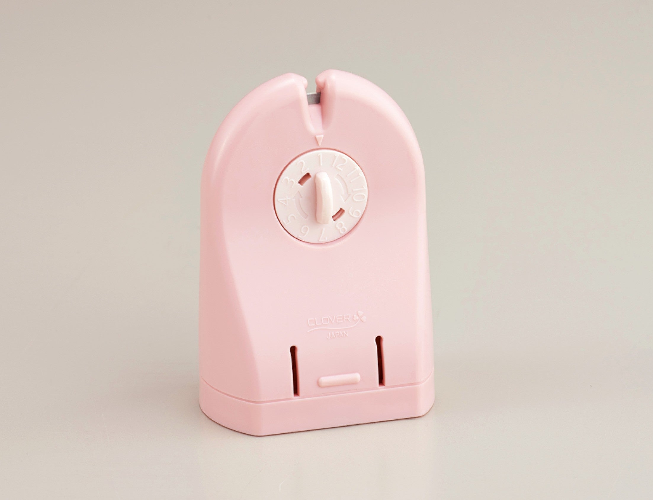 Clover Quick Cut Thread Cutter: Sewing, Crafting, Needlework Notion, Q ...