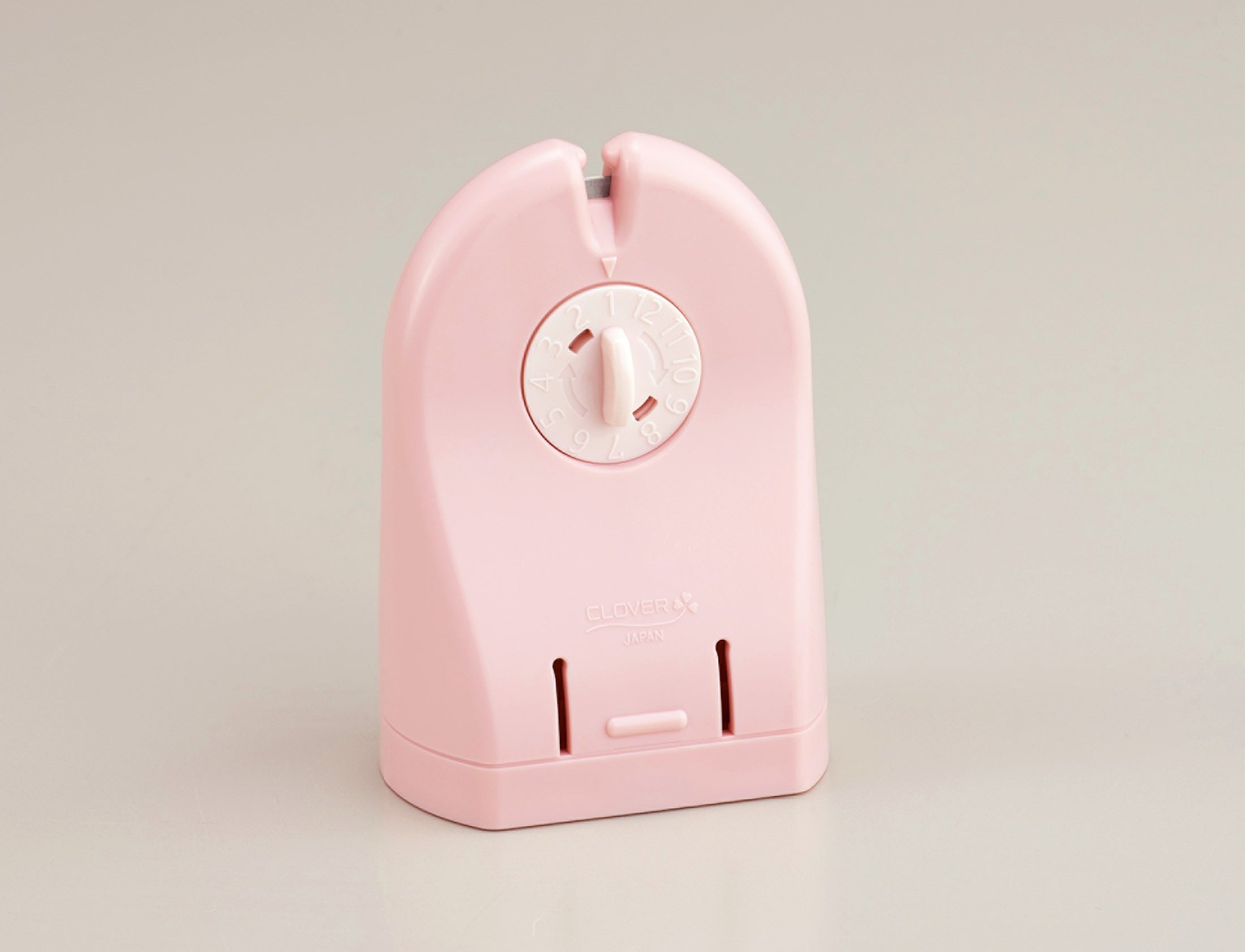 Clover Quick Cut Thread Cutter: Sewing, Crafting, Needlework Notion, Q ...