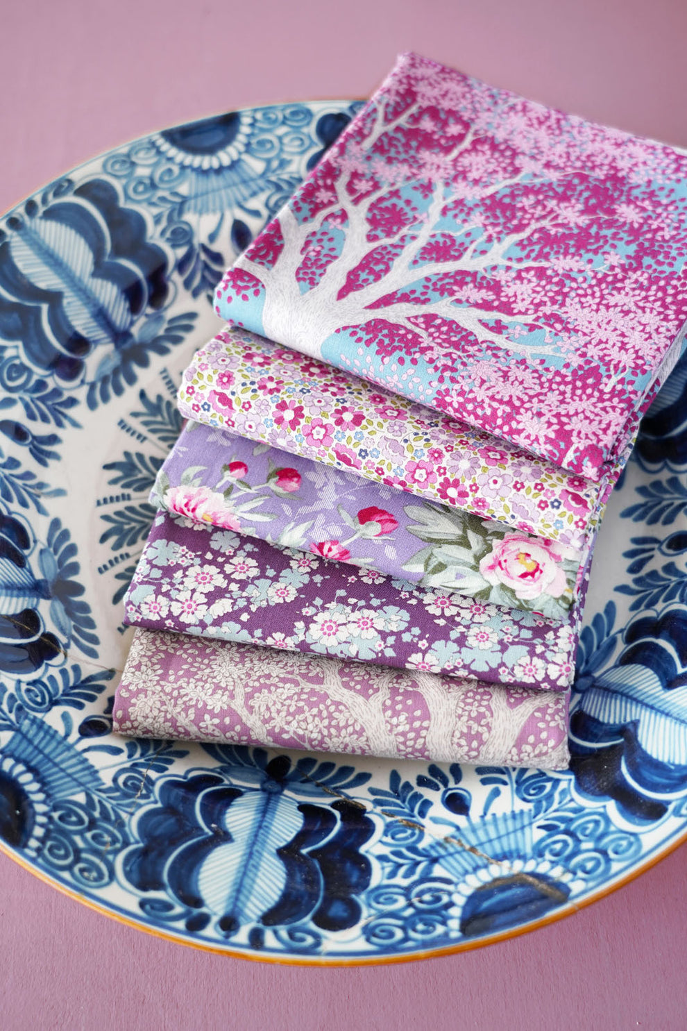 Tilda Woodland Winter Fun Squirrel Pillow Kit in Plum 16.75" x 16.5 ...