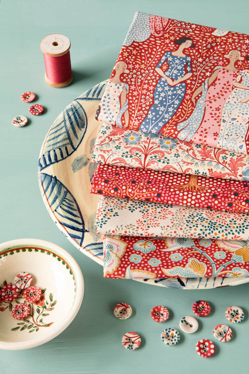 Tilda Hometown Buttons Rust 5/8in 8 Count – the-surgeon's-knots